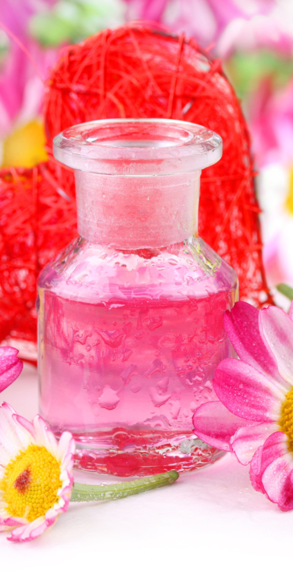 Die 9 wichtigsten Hydrolate für die Hausapotheke